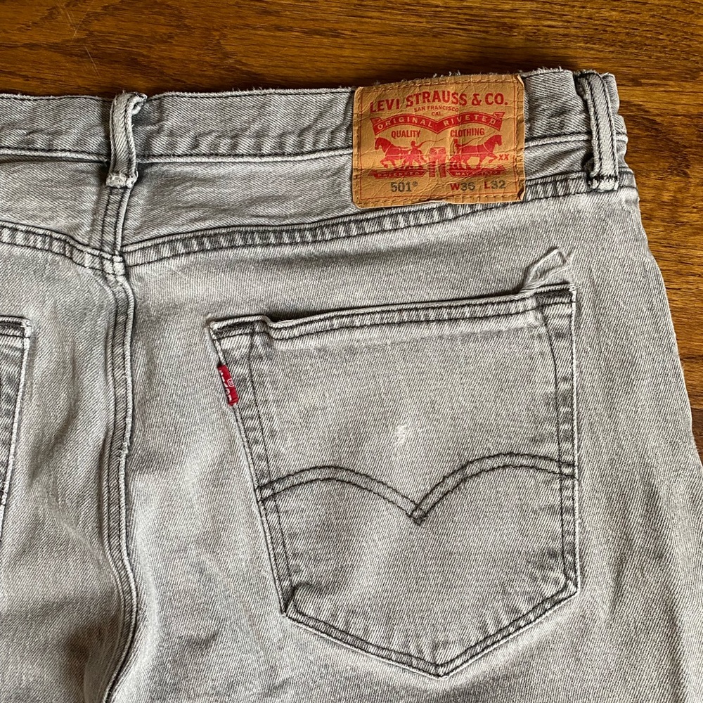 Levi’s 501’s Distressed Grey - Gem